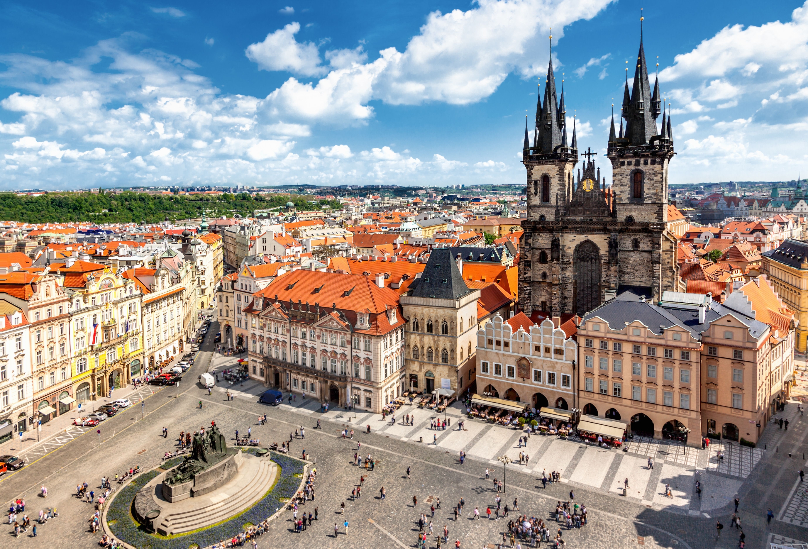 Summer Programs in Prague | AAU Summer School